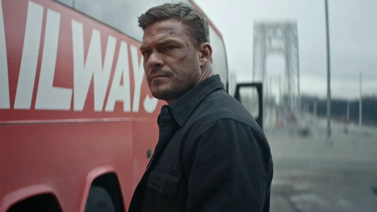 ‘Reacher’ Star Alan Ritchson Faces Backlash Over Controversial Remarks ...