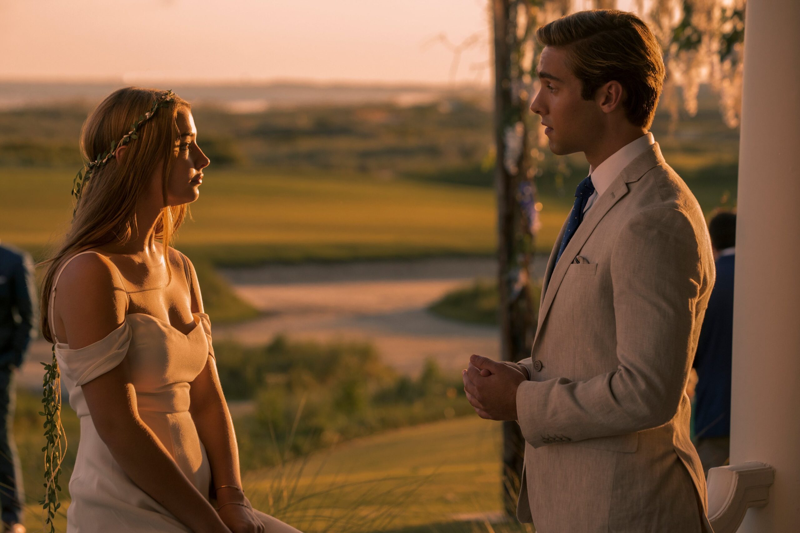 ‘Outer Banks’: How Madelyn Cline Prepared for Her S3x Scene With Austin ...