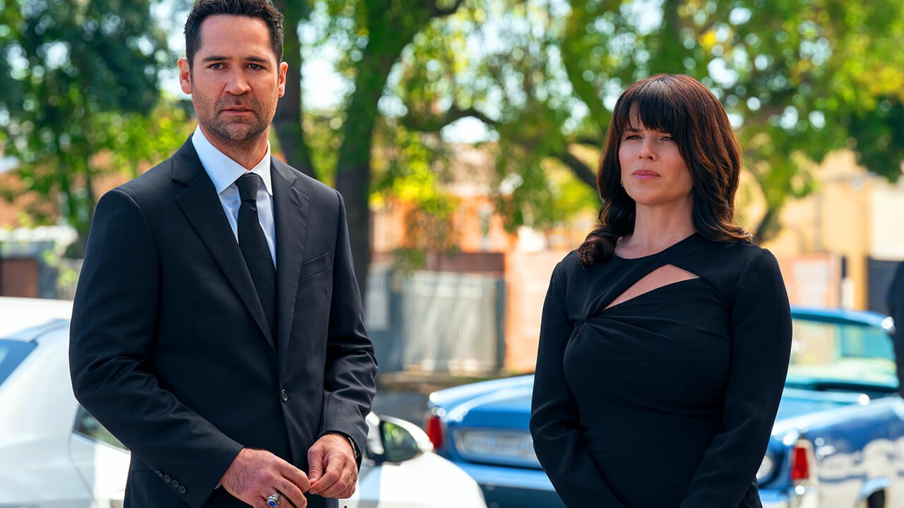 Season 4 of 'The Lincoln Lawyer' in Limbo – Netflix’s Renewal Decision ...