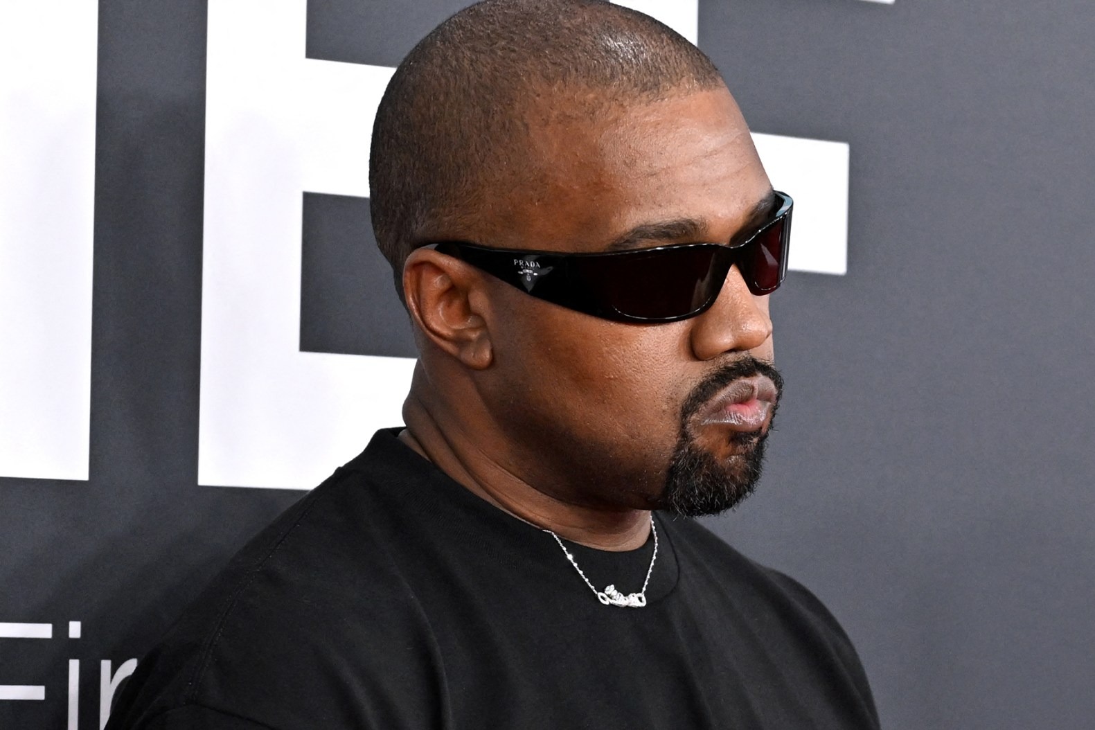 Kanye West says goodbye to 'X' account after Elon Musk calls and says ...